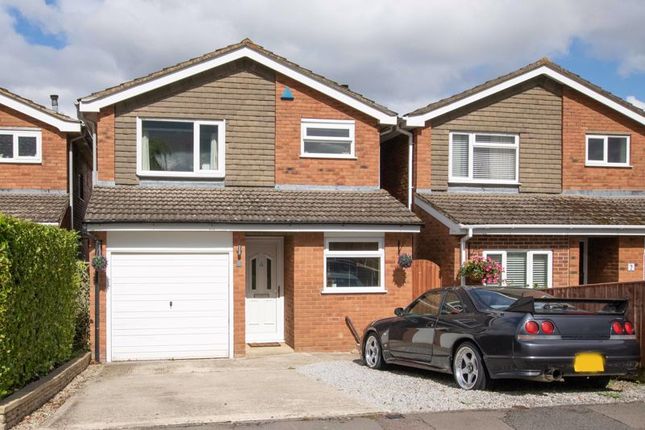 3 bed detached house for sale in De Vitre Place, Grove, Wantage OX12 ...