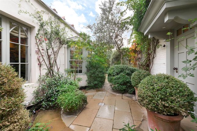 Eaton Terrace, Belgravia, London SW1W, 4 bedroom end terrace house for ...