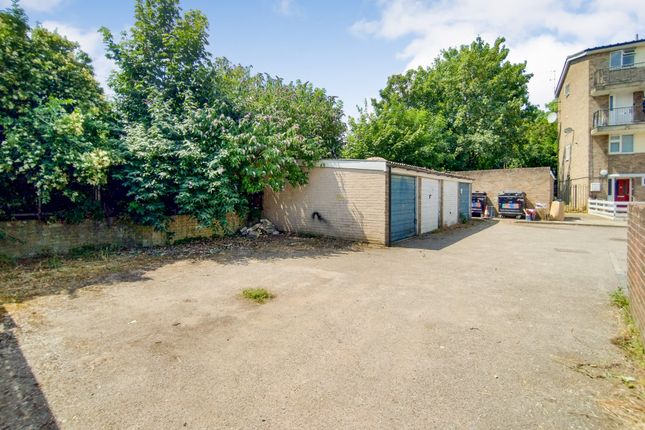 Sandhurst Road, London N9, commercial property for sale - 67787643 ...