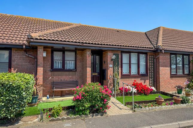 Spinnaker Close, Martello Bay, Clacton-On-Sea CO15, 2 bedroom property ...