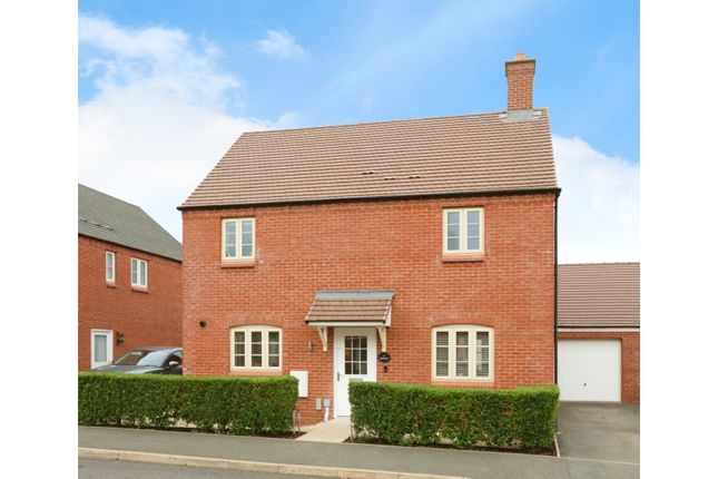 Blenheim, Old Stratford, Milton Keynes MK19, 3 bedroom detached house ...