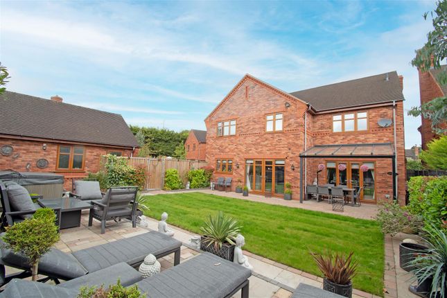 Houses for Sale in Lichfield - Lichfield Houses to Buy - Primelocation