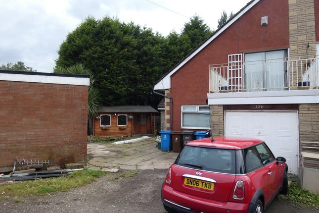 4 bed bungalow for sale in Block Lane, Chadderton, Oldham OL9 - Zoopla