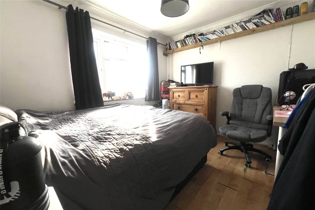 Tongham Road, Aldershot GU12, 3 bedroom semi-detached house for sale ...