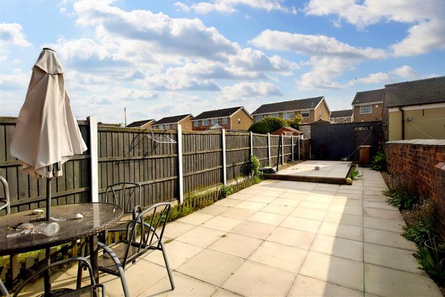 Chell Heath Road, Burslem, Stoke-On-Trent ST6, 3 bedroom terraced house ...