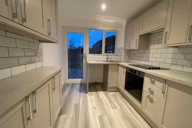 Foxglove Way, Springfield, Chelmsford, Essex CM1, 3 bedroom terraced ...