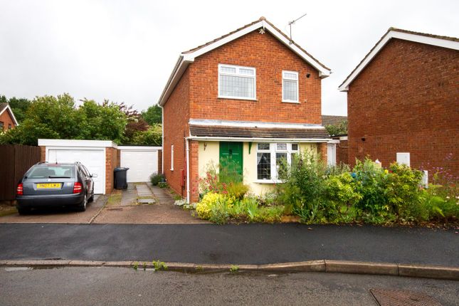 Homes for Sale in Richmond Drive, Perton, Wolverhampton WV6 - Buy Property in Richmond Drive ...