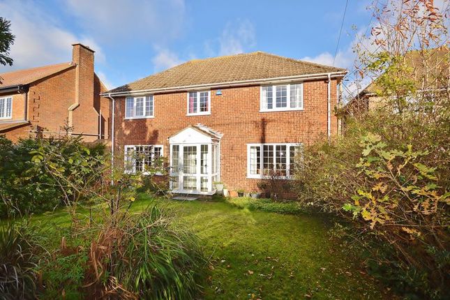 Main Road, Naphill, High Wycombe HP14, 4 bedroom detached house for ...