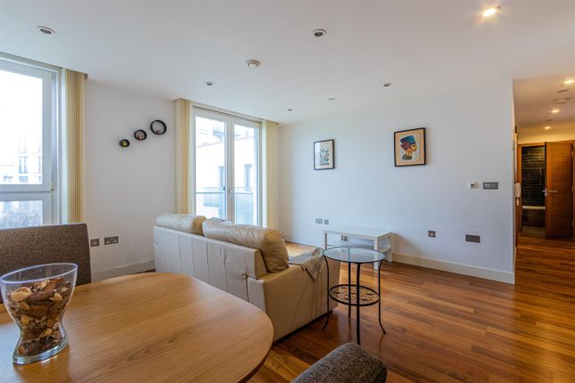 The Hayes, Cardiff CF10, 2 bedroom flat to rent - 63538634 | PrimeLocation