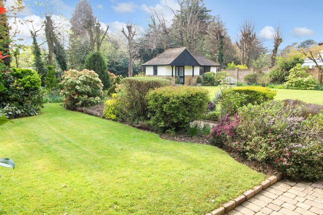 Harmer Green Lane, Digswell, Welwyn AL6, 4 bedroom detached house for ...