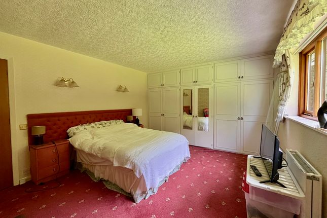 Aberford Road, Stanley, Wakefield, West Yorkshire WF3, 3 bedroom ...