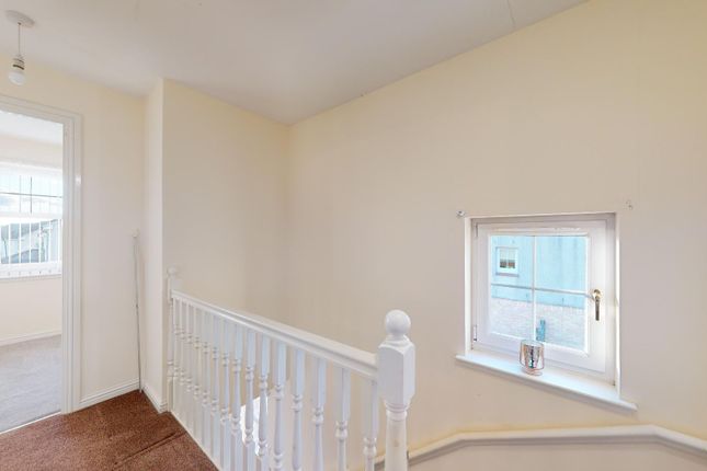 Kateswell Drive, Salsburgh, Shotts ML7, 3 bedroom semi-detached house ...