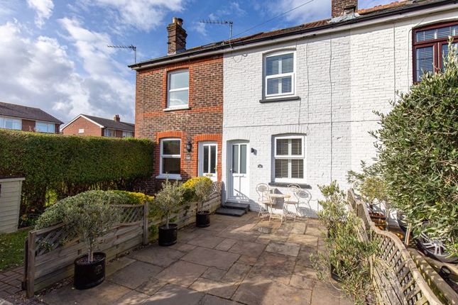 Bosmere Gardens Emsworth Po10 2 Bedroom Terraced House For Sale
