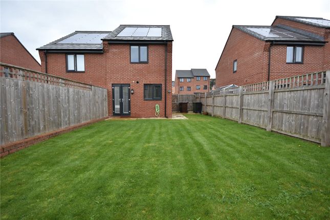 Magnolia Road, Seacroft, Leeds, West Yorkshire LS14, 2 bedroom semi ...