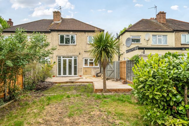 Queens Grove Road, London E4, 3 bedroom semi-detached house for sale ...