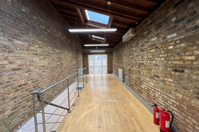 3 Printing House Yard, Hackney Road, London E2, office to let ...