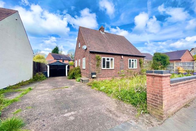Quarry Road, Dudley Wood, Netherton. DY2, 2 bedroom detached bungalow ...