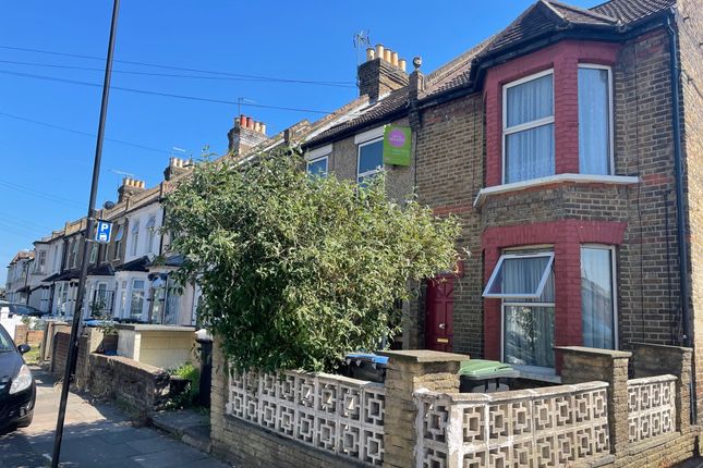 Flats to Let in High Street, Enfield EN3 - Apartments to Rent in High ...