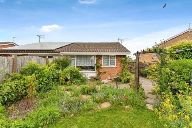 Honeysuckle Close, Broughton, Chester, Flintshire CH4, 2 bedroom ...