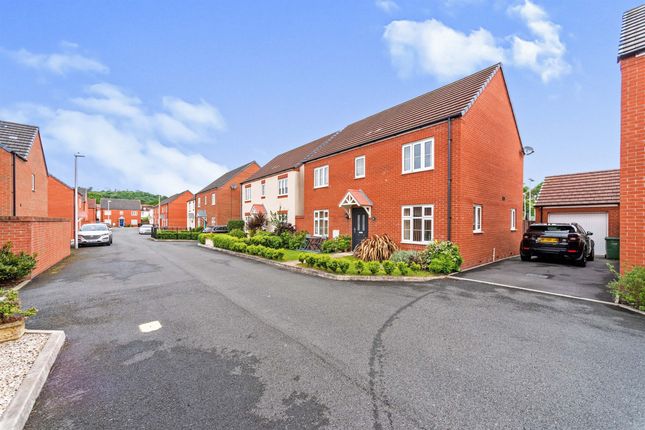 Stryd Bennett, Llanelli SA15, 4 bedroom detached house for sale ...