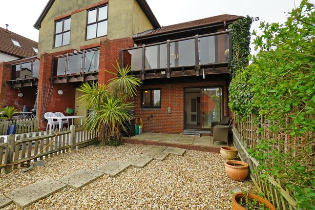 Newlyn Way, Port Solent, Portsmouth PO6, 3 bedroom end terrace house to ...