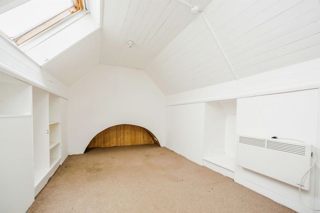 Ripon Terrace, Boothtown, Halifax HX3, 4 bedroom terraced house for ...