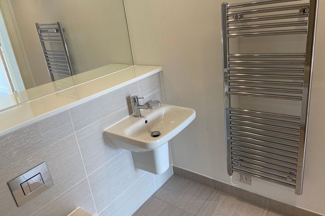 Meridian Way, Southampton SO14, 2 bedroom flat to rent - 61738050 ...