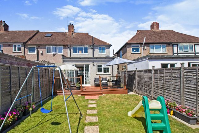 Jevington Way Lee Se12 3 Bedroom Semi Detached House For Sale