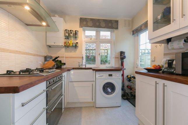 Pixham Court, Lake Road, Wimbledon SW19, 2 bedroom maisonette to rent ...