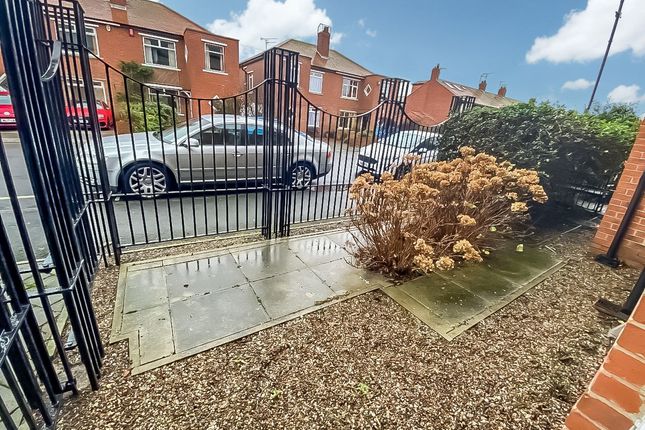 Hotspur Street, Tynemouth, North Shields NE30, 2 bedroom flat to rent ...