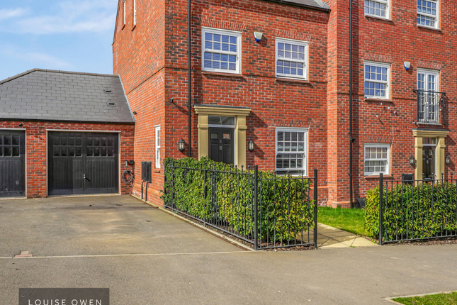 Wroughton Drive, Houlton, Rugby, Warwickshire CV23, 3 bedroom semi-detached house for sale ...