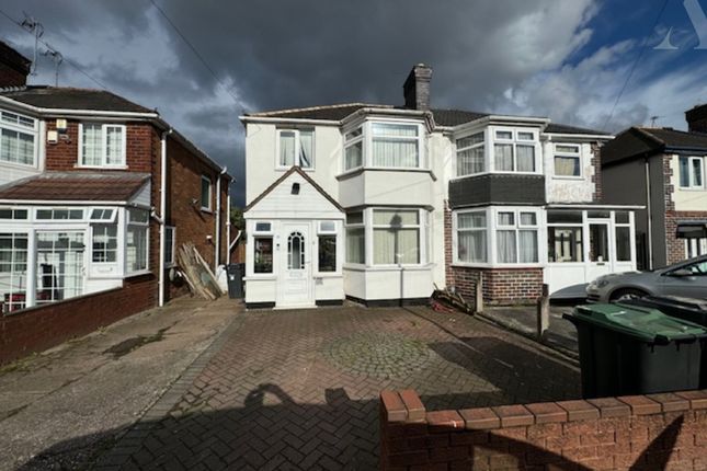 Chipperfield Road, Birmingham, West Midlands B36, 3 bedroom semi ...