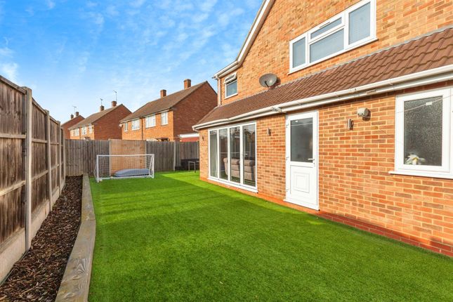 Dropmore Road, Burnham, Slough SL1, 4 bedroom semi-detached house for ...