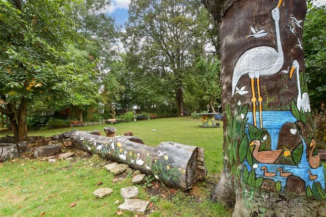 Restmor Way, Hackbridge, Wallington, Surrey SM6, 1 bedroom maisonette ...