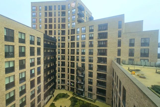 Butleigh House, Healum Avenue, Southall UB2, 2 bedroom flat for sale ...