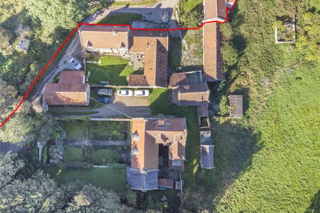 Ewe Cote, Whitby, North Yorkshire YO21, detached house for sale ...