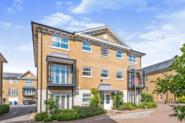 Reliance Way, Oxford OX4, 2 bedroom flat for sale - 61879651 ...