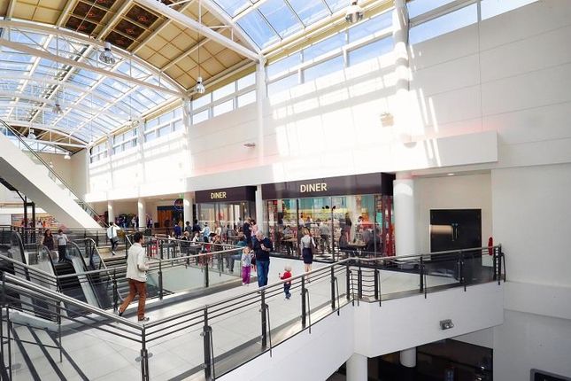 Retail premises to let in Unit R1, Cityside Retail & Leisure Park ...
