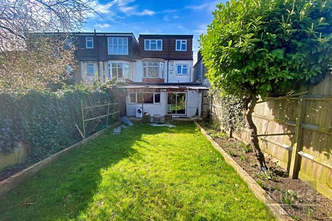 Hedge Lane London N13 4 Bedroom End Terrace House For Sale 60991627