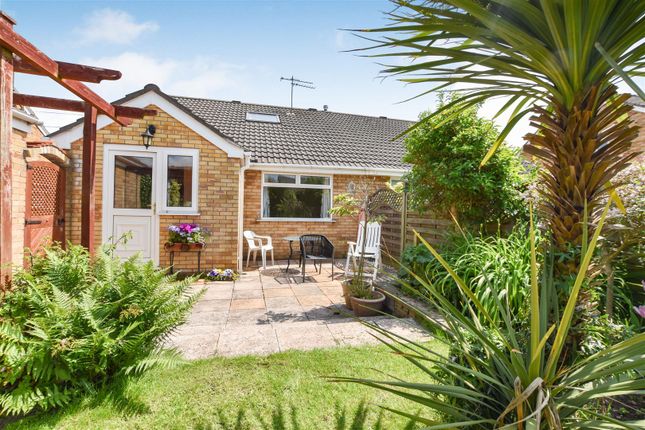 Scarrington Crescent, Hull HU4, 2 bedroom semi-detached bungalow for ...