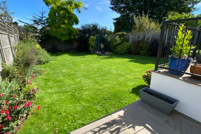 208 Fir Tree Road, Epsom KT17, 5 bedroom semi-detached house for sale ...