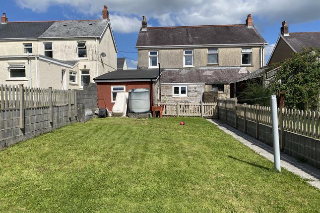 Heol Y Deri, Cwmgwili, Llanelli SA14, 4 bedroom semi-detached house for ...