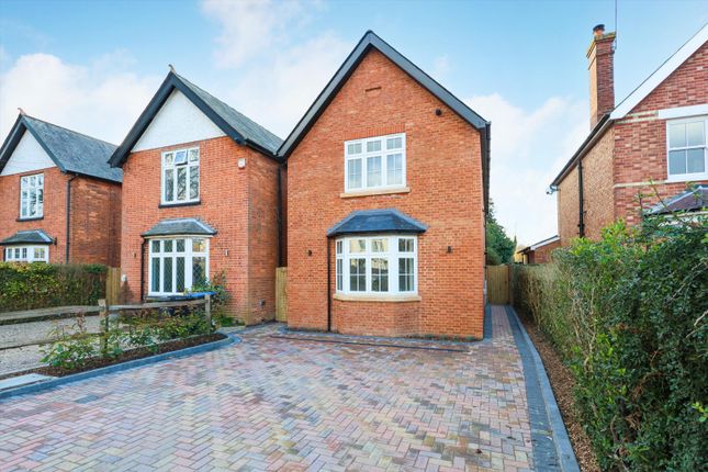 Homes for Sale in Addlestone - Buy Property in Addlestone - Primelocation