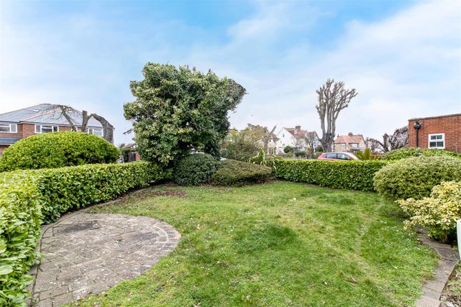 Southbourne Grove, Westcliff-On-Sea SS0, 3 bedroom semi-detached house ...