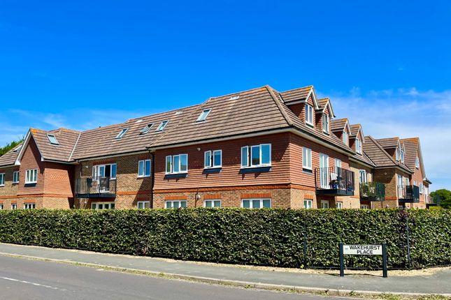 Woodlands Avenue, Rustington, Littlehampton BN16, 2 bedroom flat for ...