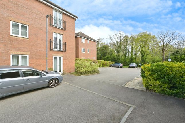 Underwood House, Gregory Gardens, Northampton NN3, 2 bedroom flat for ...