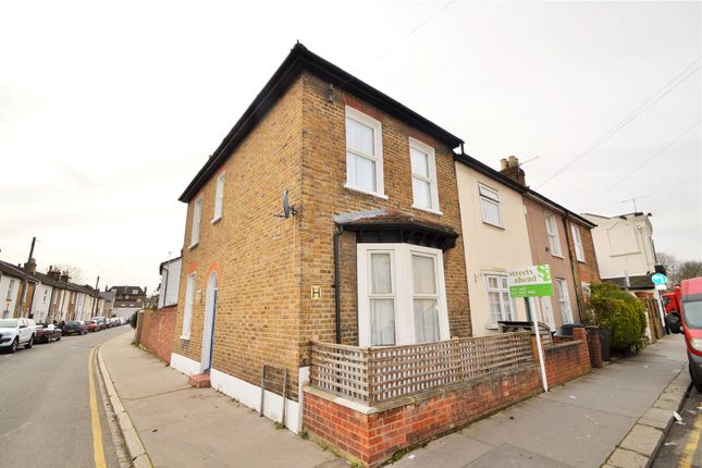 2 Bedroom Houses to Buy in Croydon, London - Primelocation