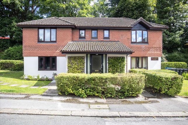 Station Approach, Coulsdon North, Coulsdon CR5, studio for sale ...