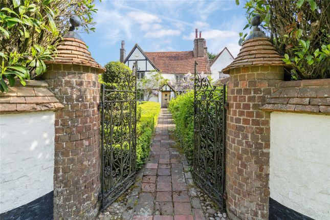 Chartridge, Chesham, Buckinghamshire HP5, 6 bedroom detached house for ...