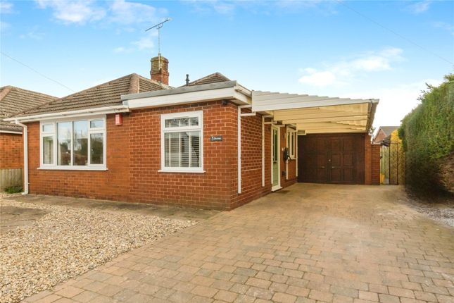 Meadow Avenue, Weston, Crewe, Cheshire CW2, 3 bedroom bungalow for sale ...